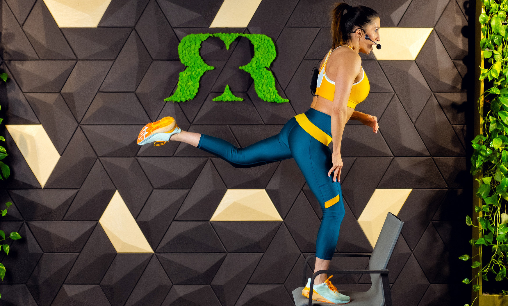 Rubint Réka - Alakreform Videótár